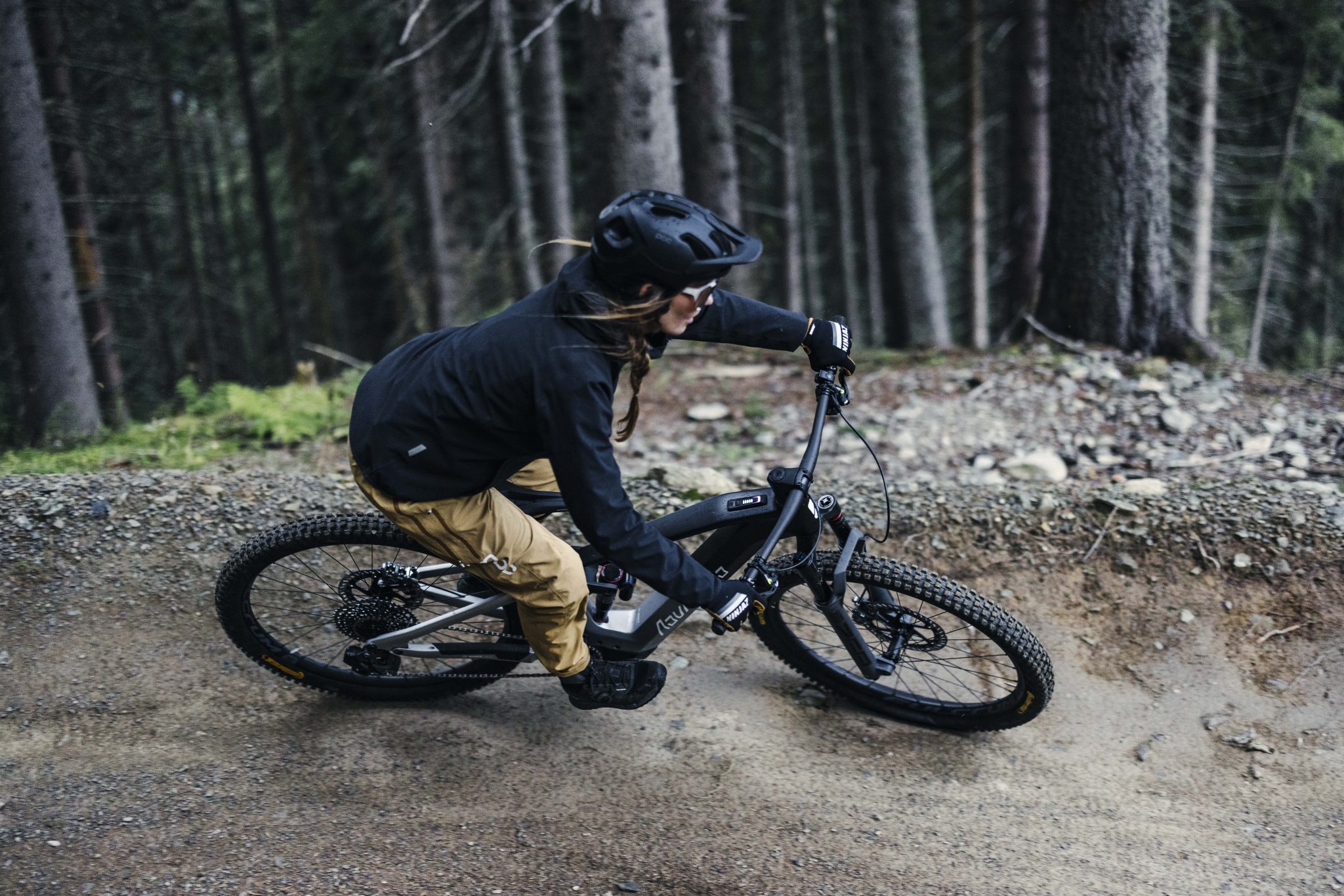 The new fast. – E-Bikes from ADVANCED | Quality & Durability